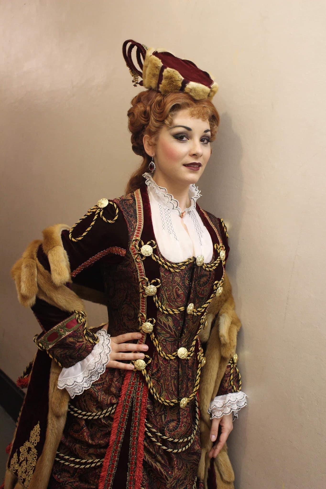 Manon Taris, The music of her night - Regard en Coulisse