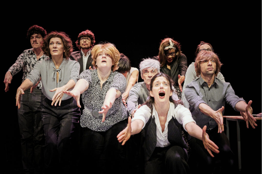 La Force qui ravage tout - Regard en Coulisse