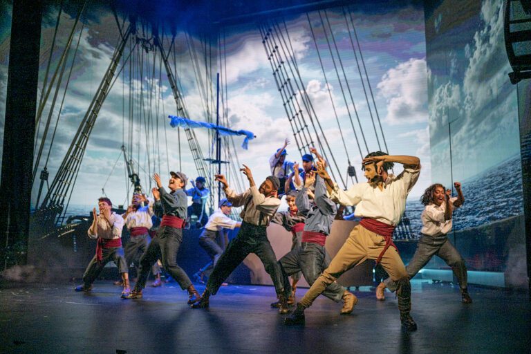 Monte-Cristo, le spectacle musical - Regard en Coulisse